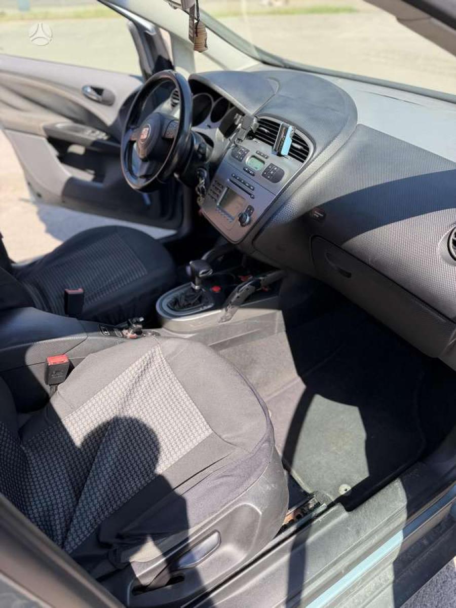 Zils SEAT Altea 2005 Kauņa, ar dzinēja tilpumu 1.97 L un nobraukumu 296 tūkst. km par 1400 €, foto 19 vietnē AUTOMOTO.COM.LV