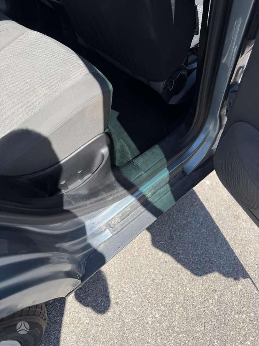 Zils SEAT Altea 2005 Kauņa, ar dzinēja tilpumu 1.97 L un nobraukumu 296 tūkst. km par 1400 €, foto 21 vietnē AUTOMOTO.COM.LV