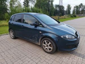 Blue SEAT Altea 2005 in Riga, with an engine capacity of 1.90 L and mileage of 352 thousand km for 1200 €, photo 4 on AUTOMOTO.COM.LV