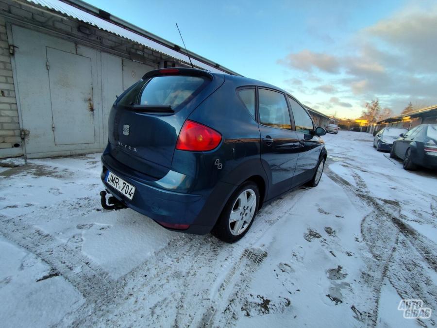 Zils SEAT Altea 2006 Kauņa, ar dzinēja tilpumu 1.90 L un nobraukumu 360 tūkst. km par 1450 €, foto 3 vietnē AUTOMOTO.COM.LV