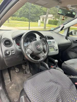 Blue SEAT Altea 2006 in Birzai, with an engine capacity of 1.97 L and mileage of 229 thousand km for 1650 €, photo 11 on AUTOMOTO.COM.LV