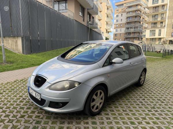 SEAT Altea 2006 Viļņa vietnē Zils SEAT Altea 2006 Viļņa, ar dzinēja tilpumu 2.00 L un nobraukumu 247 tūkst. km par 1500 €, foto 1 vietnē AUTOMOTO.COM.LV