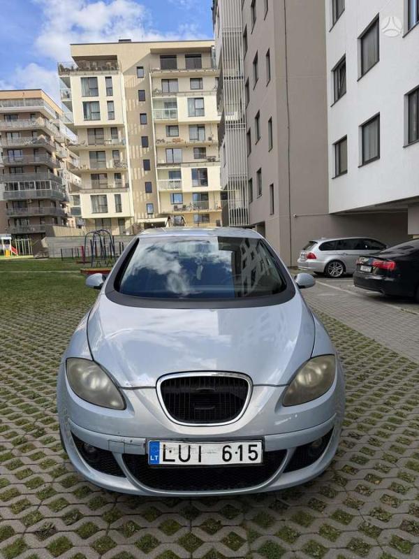 SEAT Altea 2006 Viļņa vietnē Zils SEAT Altea 2006 Viļņa, ar dzinēja tilpumu 2.00 L un nobraukumu 247 tūkst. km par 1500 €, foto 3 vietnē AUTOMOTO.COM.LV