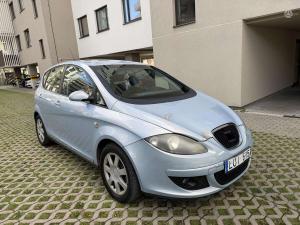 Zils SEAT Altea 2006 Viļņa, ar dzinēja tilpumu 2.00 L un nobraukumu 247 tūkst. km par 1500 €, foto 4 vietnē AUTOMOTO.COM.LV