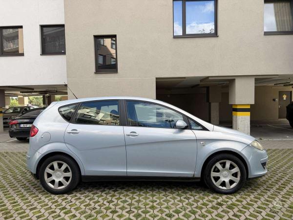 SEAT Altea 2006 Viļņa vietnē Zils SEAT Altea 2006 Viļņa, ar dzinēja tilpumu 2.00 L un nobraukumu 247 tūkst. km par 1500 €, foto 5 vietnē AUTOMOTO.COM.LV