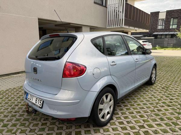 SEAT Altea 2006 Viļņa vietnē Zils SEAT Altea 2006 Viļņa, ar dzinēja tilpumu 2.00 L un nobraukumu 247 tūkst. km par 1500 €, foto 6 vietnē AUTOMOTO.COM.LV