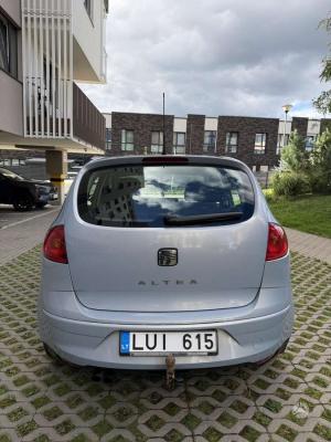 Zils SEAT Altea 2006 Viļņa, ar dzinēja tilpumu 2.00 L un nobraukumu 247 tūkst. km par 1500 €, foto 7 vietnē AUTOMOTO.COM.LV