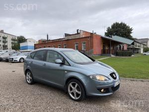 Blue SEAT Altea 2007 in Ventspils, with an engine capacity of 1.80 L and mileage of 245 thousand km for 1990 €, photo 4 on AUTOMOTO.COM.LV