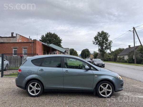 Blue SEAT Altea 2007 in Ventspils, with an engine capacity of 1.80 L and mileage of 245 thousand km for 1990 €, photo 6 on AUTOMOTO.COM.LV