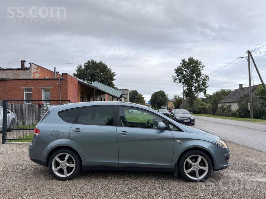 Blue SEAT Altea 2007 in Ventspils, with an engine capacity of 1.80 L and mileage of 245 thousand km for 1990 €, photo 6 on AUTOMOTO.COM.LV