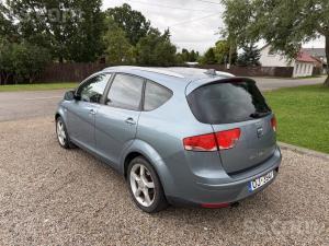 Blue SEAT Altea 2007 in Ventspils, with an engine capacity of 1.80 L and mileage of 245 thousand km for 1990 €, photo 7 on AUTOMOTO.COM.LV