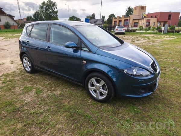 Blue SEAT Altea 2008 in Kuldiga, with an engine capacity of 2.00 L and mileage of 232 thousand km for 4490 €, photo 2 on AUTOMOTO.COM.LV