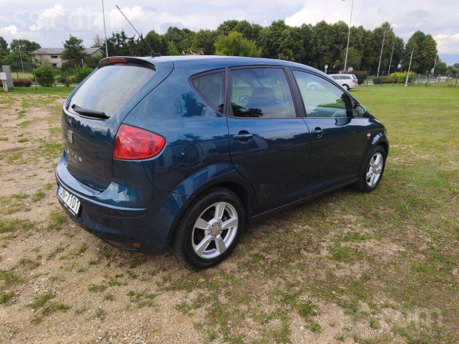 Zils SEAT Altea 2008 Kuldīga, ar dzinēja tilpumu 2.00 L un nobraukumu 232 tūkst. km par 4490 €, foto 5 vietnē AUTOMOTO.COM.LV