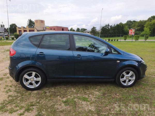 Blue SEAT Altea 2008 in Kuldiga, with an engine capacity of 2.00 L and mileage of 232 thousand km for 4490 €, photo 6 on AUTOMOTO.COM.LV
