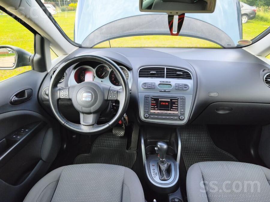 Zils SEAT Altea 2008 Kuldīga, ar dzinēja tilpumu 2.00 L un nobraukumu 232 tūkst. km par 4490 €, foto 18 vietnē AUTOMOTO.COM.LV