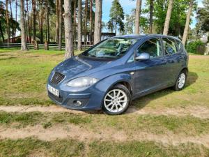 Zils SEAT Altea 2010 Rīga, ar dzinēja tilpumu 1.40 L un nobraukumu 140 tūkst. km par 4200 €, foto  vietnē AUTOMOTO.COM.LV