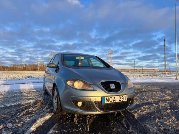 Zils SEAT Altea 2005 Panevēža, ar dzinēja tilpumu 1.90 L un nobraukumu 350 tūkst. km par 1350 €, foto 3 vietnē AUTOMOTO.COM.LV