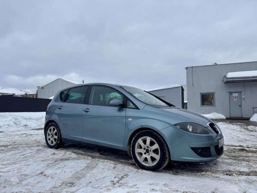 Zils SEAT Altea 2005 Panevēža, ar dzinēja tilpumu 1.90 L un nobraukumu 350 tūkst. km par 1150 €, foto 4 vietnē AUTOMOTO.COM.LV