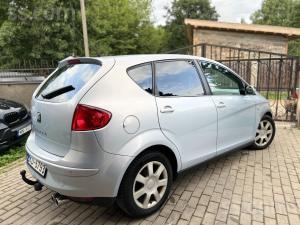 Zils SEAT Altea 2005 Rīga, ar dzinēja tilpumu 2.00 L un nobraukumu 318 tūkst. km par 1250 €, foto 4 vietnē AUTOMOTO.COM.LV
