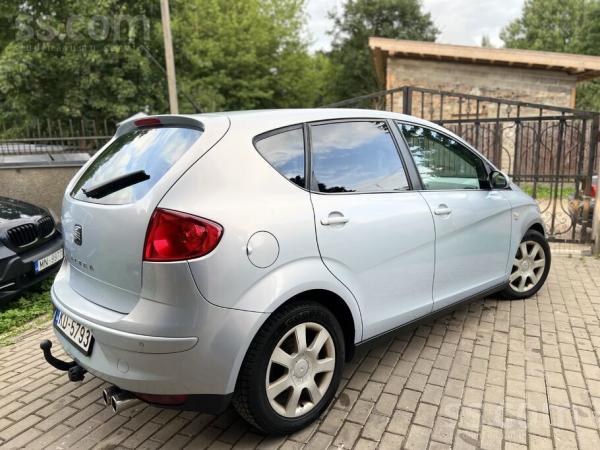 Синий Сеат Алтеа 2005 в Рига, объемом двигателя 2.00 л и пробегом 318 тыс. км за 1250 €, фото 3 на AUTOMOTO.COM.LV