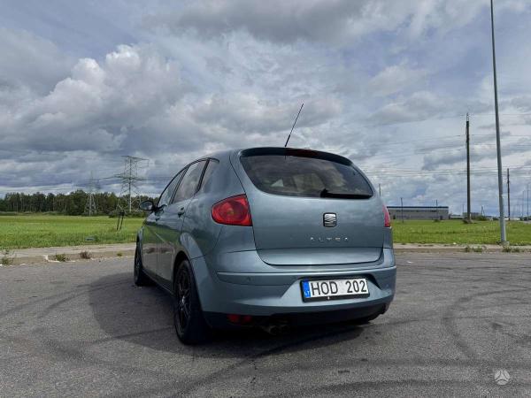 SEAT Altea 2005 Panevēža vietnē Zils SEAT Altea 2005 Panevēža, ar dzinēja tilpumu 1.90 L un nobraukumu 335 tūkst. km par 1199 €, foto 7 vietnē AUTOMOTO.COM.LV
