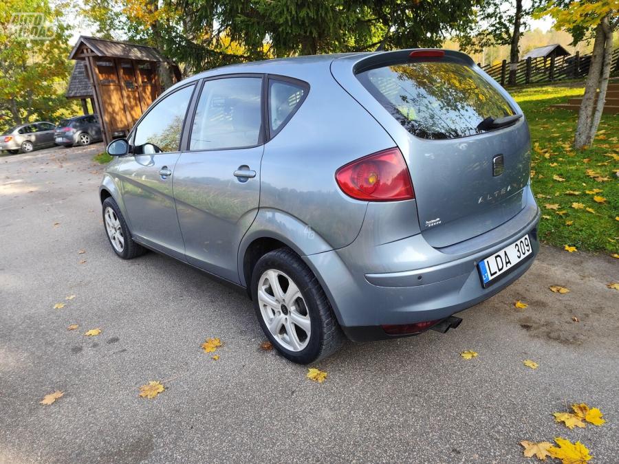 Zils SEAT Altea 2005 Telšiai, ar dzinēja tilpumu 1.90 L un nobraukumu 256 tūkst. km par 1199 €, foto 6 vietnē AUTOMOTO.COM.LV