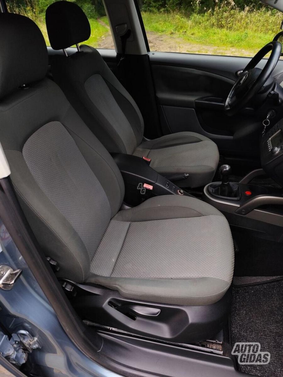 Zils SEAT Altea 2005 Telšiai, ar dzinēja tilpumu 1.90 L un nobraukumu 256 tūkst. km par 1199 €, foto 12 vietnē AUTOMOTO.COM.LV