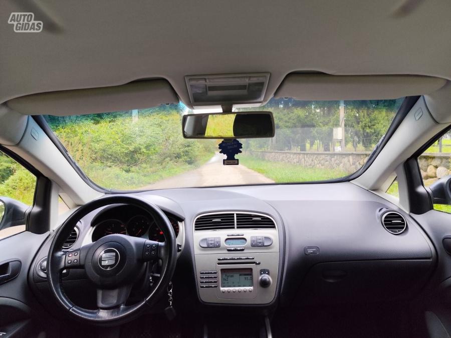 Zils SEAT Altea 2005 Telšiai, ar dzinēja tilpumu 1.90 L un nobraukumu 256 tūkst. km par 1199 €, foto 13 vietnē AUTOMOTO.COM.LV