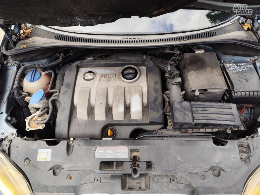 Zils SEAT Altea 2005 Telšiai, ar dzinēja tilpumu 1.90 L un nobraukumu 256 tūkst. km par 1199 €, foto 16 vietnē AUTOMOTO.COM.LV