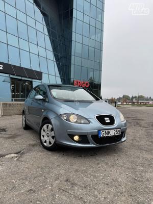 Blue SEAT Altea 2005 in Alytus, with an engine capacity of 1.60 L and mileage of 147 thousand km for 1450 €, photo  on AUTOMOTO.COM.LV