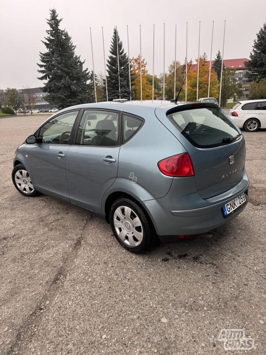 Blue SEAT Altea 2005 in Alytus, with an engine capacity of 1.60 L and mileage of 147 thousand km for 1450 €, photo 7 on AUTOMOTO.COM.LV