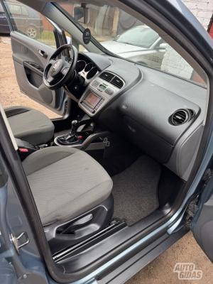 Blue SEAT Altea 2005 in Alytus, with an engine capacity of 1.60 L and mileage of 147 thousand km for 1450 €, photo 12 on AUTOMOTO.COM.LV