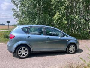 Blue SEAT Altea 2006 in Vilkaviskis, with an engine capacity of 1.90 L and mileage of 353 thousand km for 1000 €, photo 4 on AUTOMOTO.COM.LV