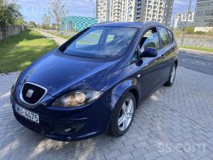 Синий Сеат Алтеа 2008 в Рига, объемом двигателя 1.90 л и пробегом 246 тыс. км за 1300 €, фото  на AUTOMOTO.COM.LV