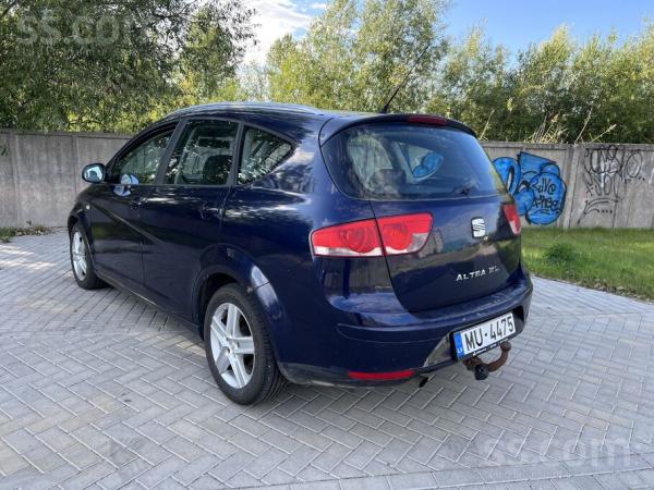 Синий Сеат Алтеа 2008 в Рига, объемом двигателя 1.90 л и пробегом 246 тыс. км за 1300 €, фото 4 на AUTOMOTO.COM.LV