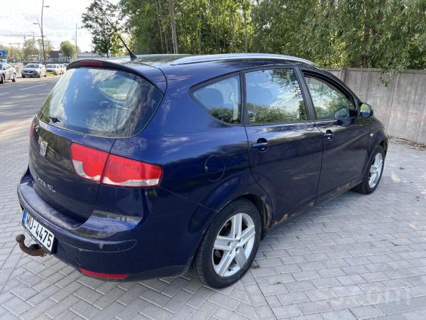 Синий Сеат Алтеа 2008 в Рига, объемом двигателя 1.90 л и пробегом 246 тыс. км за 1300 €, фото 8 на AUTOMOTO.COM.LV