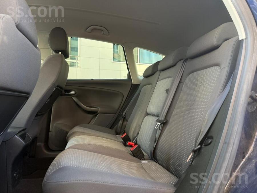 Blue SEAT Altea 2008 in Riga, with an engine capacity of 1.40 L and mileage of 0 thousand km for 2500 €, photo 8 on AUTOMOTO.COM.LV