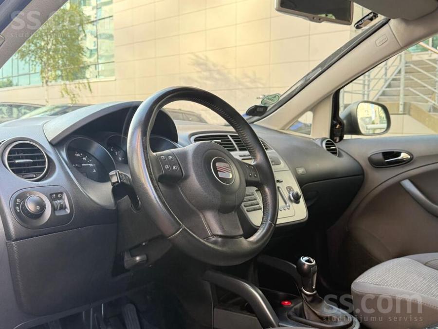Blue SEAT Altea 2008 in Riga, with an engine capacity of 1.40 L and mileage of 0 thousand km for 2500 €, photo 9 on AUTOMOTO.COM.LV