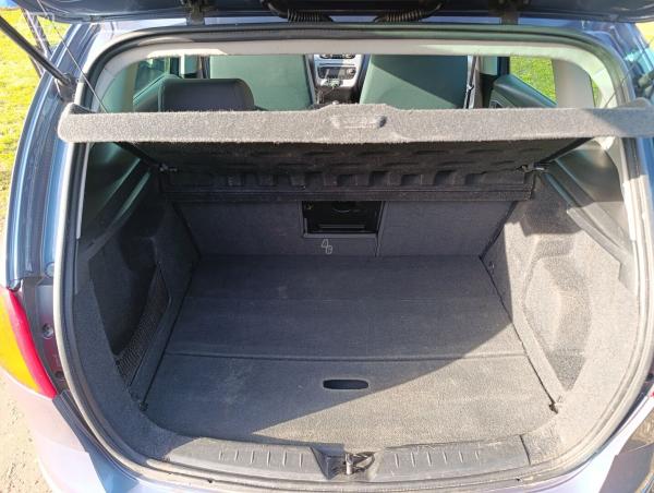 Zils SEAT Altea 2010 Šakiai, ar dzinēja tilpumu 1.80 L un nobraukumu 220 tūkst. km par 3000 €, foto 11 vietnē AUTOMOTO.COM.LV