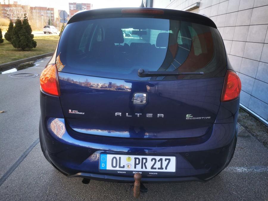 Blue SEAT Altea 2011 in Klaipeda, with an engine capacity of 1.60 L and mileage of 228 thousand km for 3750 €, photo 6 on AUTOMOTO.COM.LV