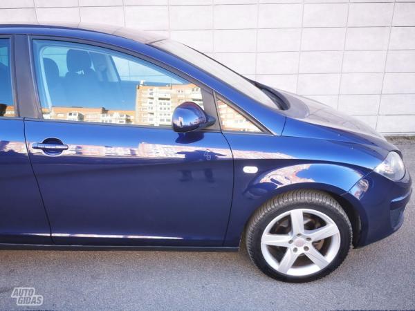 Blue SEAT Altea 2011 in Klaipeda, with an engine capacity of 1.60 L and mileage of 228 thousand km for 3750 €, photo 10 on AUTOMOTO.COM.LV