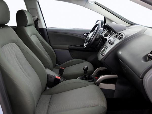 Zils SEAT Altea 2005 Tallina, ar dzinēja tilpumu 1.60 L un nobraukumu 163 tūkst. km par 1299 €, foto 6 vietnē AUTOMOTO.COM.LV