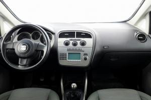 Blue SEAT Altea 2005 in Tallinn, with an engine capacity of 1.60 L and mileage of 163 thousand km for 1299 €, photo 13 on AUTOMOTO.COM.LV