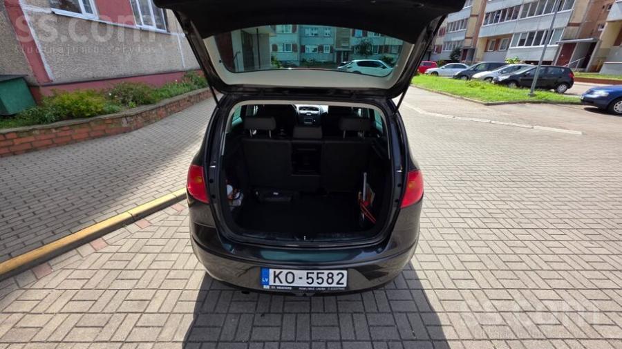 Brūns SEAT Altea 2005 Liepāja, ar dzinēja tilpumu 1.90 L un nobraukumu 270 tūkst. km par 1600 €, foto 8 vietnē AUTOMOTO.COM.LV