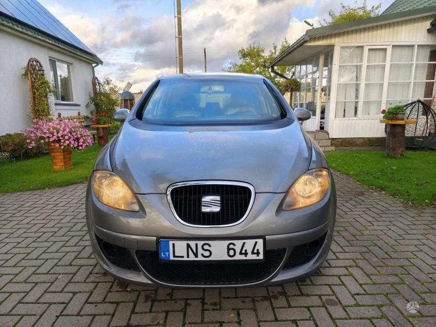 Brūns SEAT Altea 2005 Rokiškis, ar dzinēja tilpumu 1.97 L un nobraukumu 289 tūkst. km par 1500 €, foto 3 vietnē AUTOMOTO.COM.LV