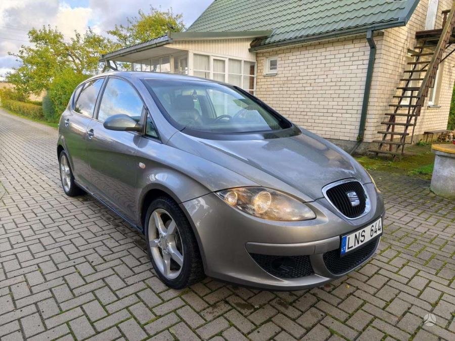 Brūns SEAT Altea 2005 Rokiškis, ar dzinēja tilpumu 1.97 L un nobraukumu 289 tūkst. km par 1500 €, foto 4 vietnē AUTOMOTO.COM.LV
