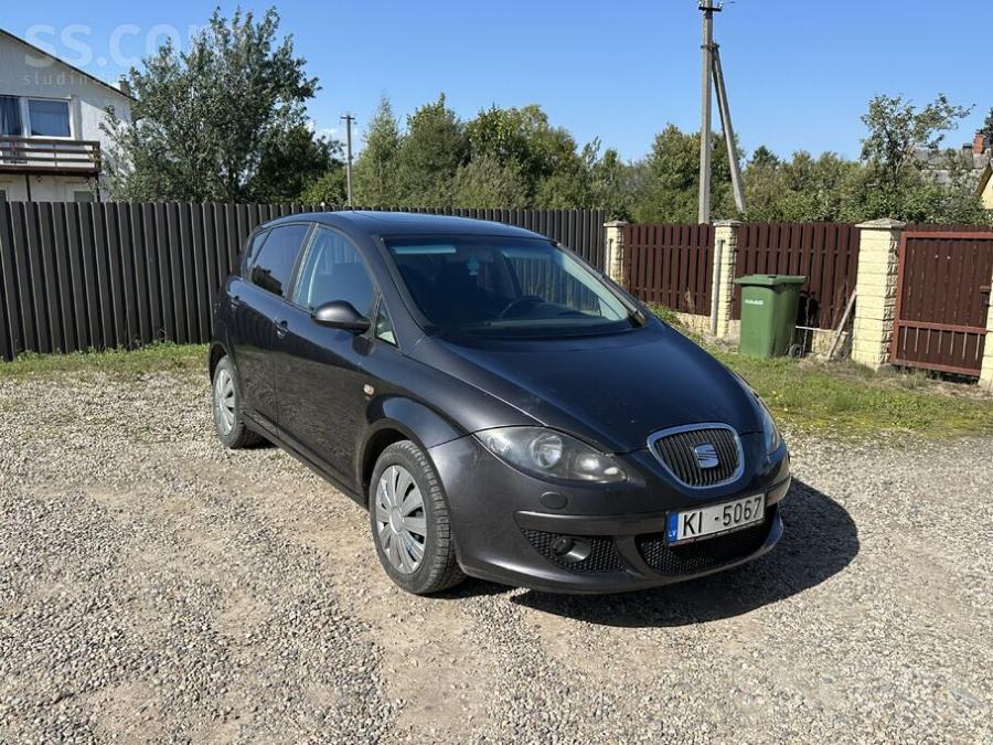 Brūns SEAT Altea 2005 Rēzekne, ar dzinēja tilpumu 2.00 L un nobraukumu 336 tūkst. km par 1650 €, foto 5 vietnē AUTOMOTO.COM.LV