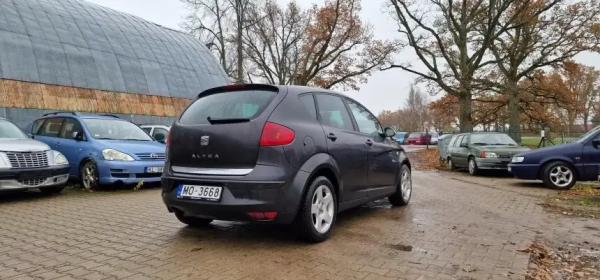 Brūns SEAT Altea 2006 Valmiera, ar dzinēja tilpumu 1.90 L un nobraukumu 261 tūkst. km par 2000 €, foto 3 vietnē AUTOMOTO.COM.LV