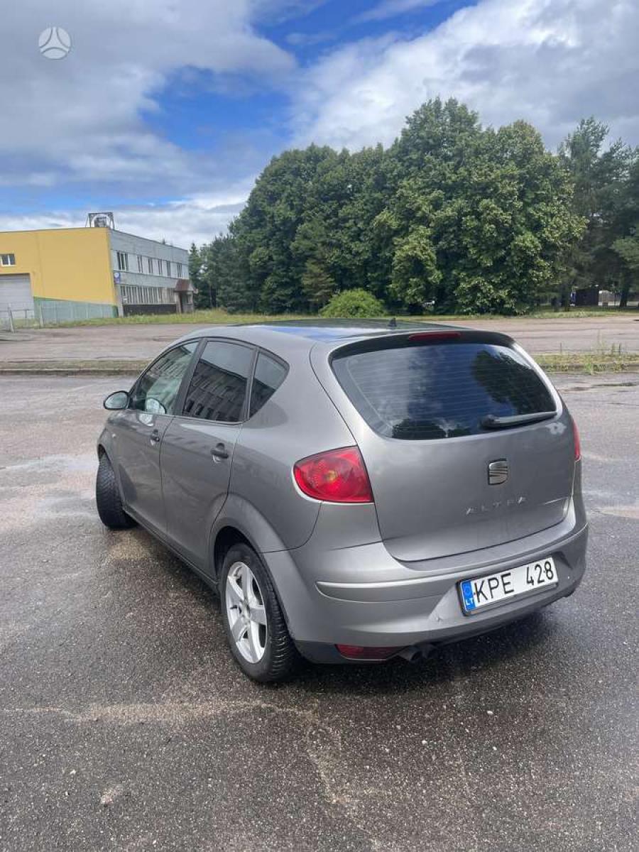 Brūns SEAT Altea 2006 Tauragė, ar dzinēja tilpumu 1.89 L un nobraukumu 255 tūkst. km par 1499 €, foto 7 vietnē AUTOMOTO.COM.LV