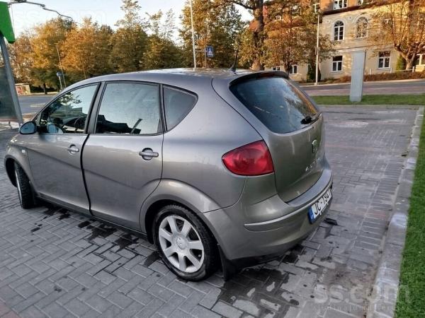 Brūns SEAT Altea 2004 Kuldīga, ar dzinēja tilpumu 2.00 L un nobraukumu 300 tūkst. km par 1900 €, foto 3 vietnē AUTOMOTO.COM.LV